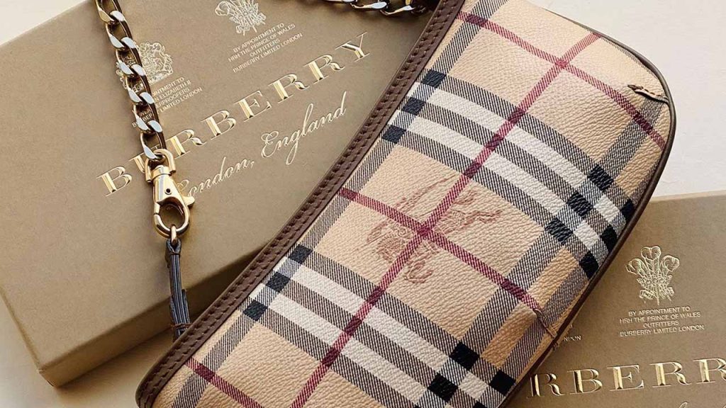 Burberry tem uma Nova Embaixadora Global: Descubra Quem é Ela ...