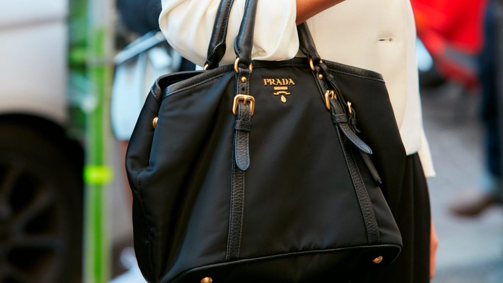 5 Maxi Bags incríveis e estilosas para investir - Etiqueta Unica