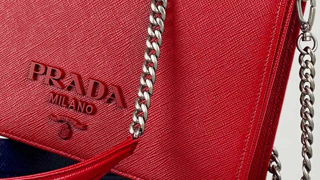 Você sabe onde fica a Maior Loja da Prada do mundo? - Etiqueta Unica